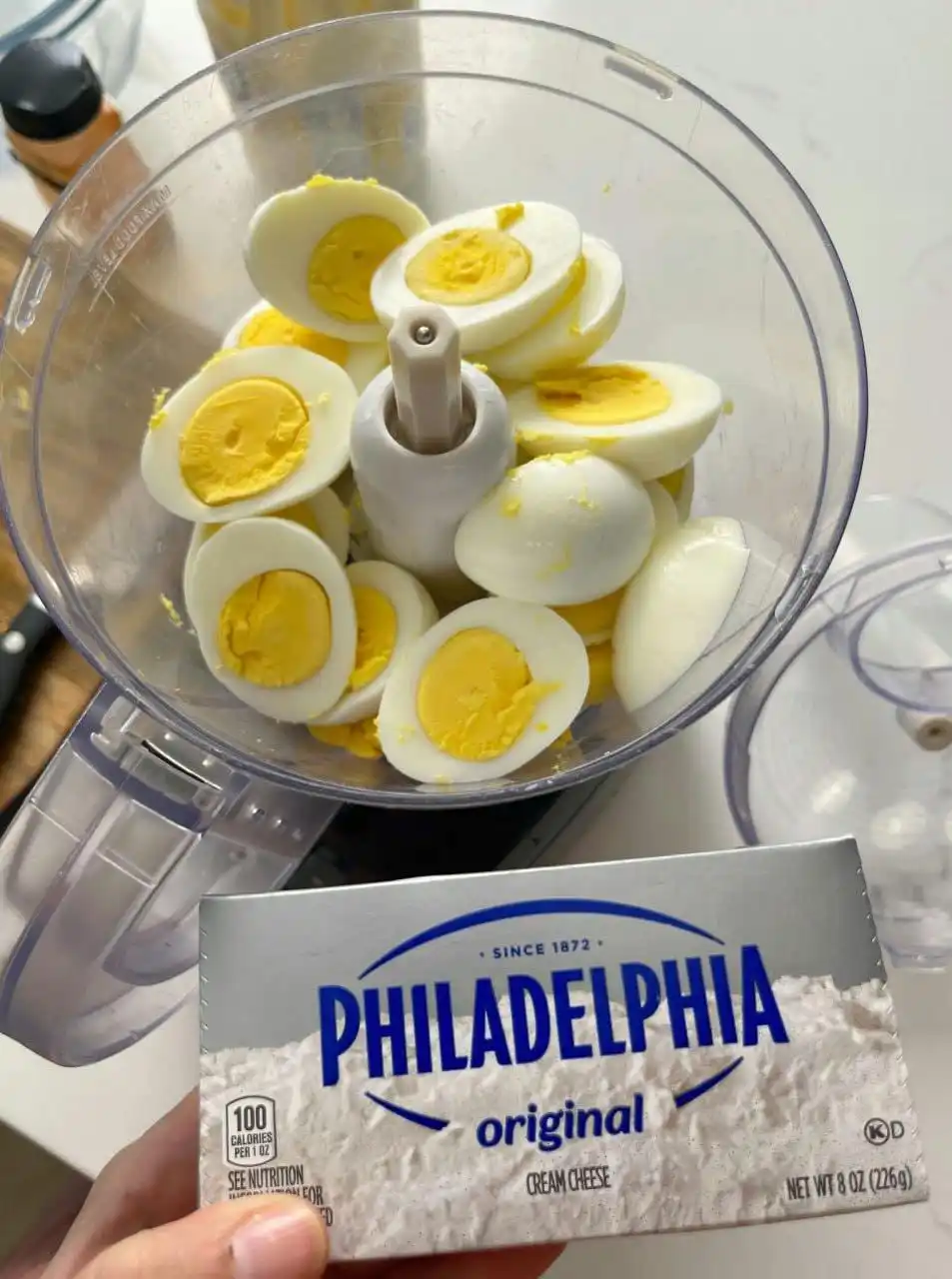 🥚 Humpty Dumpty Dip: A Deviled Egg Lover’s Dream in Dip Form - cjQuotes